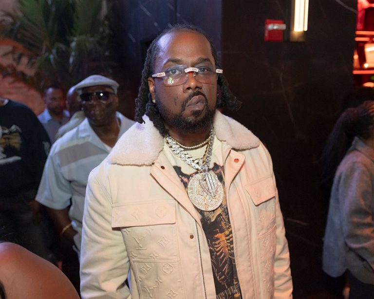 Cardi B Is Already Back On The Treadmill A Month After Giving Birth ...